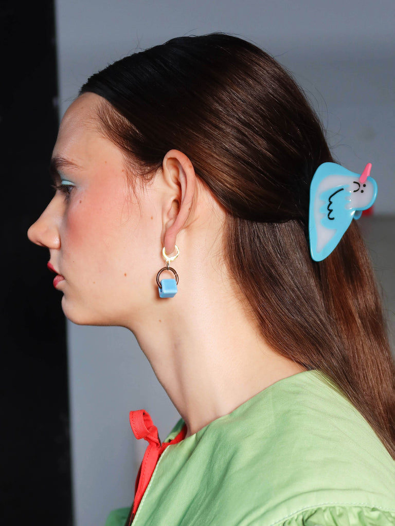 Pigeon Hair Claw – Lazy Oaf