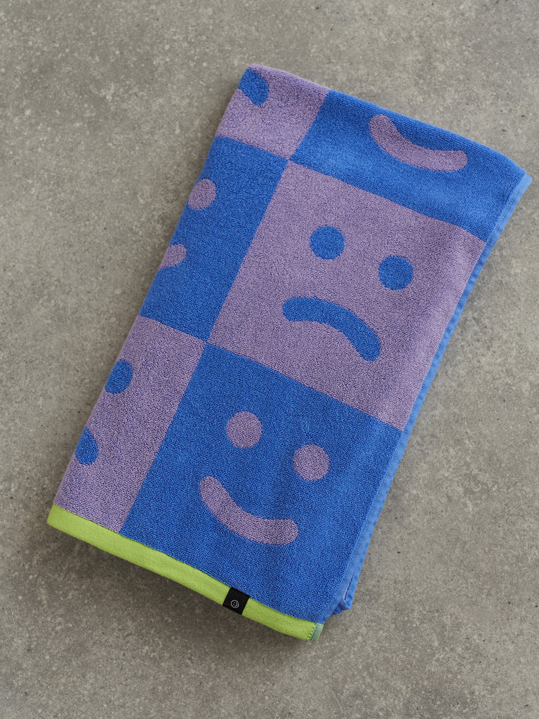 Happy Sad Checkerboard Bath Towel – Lazy Oaf