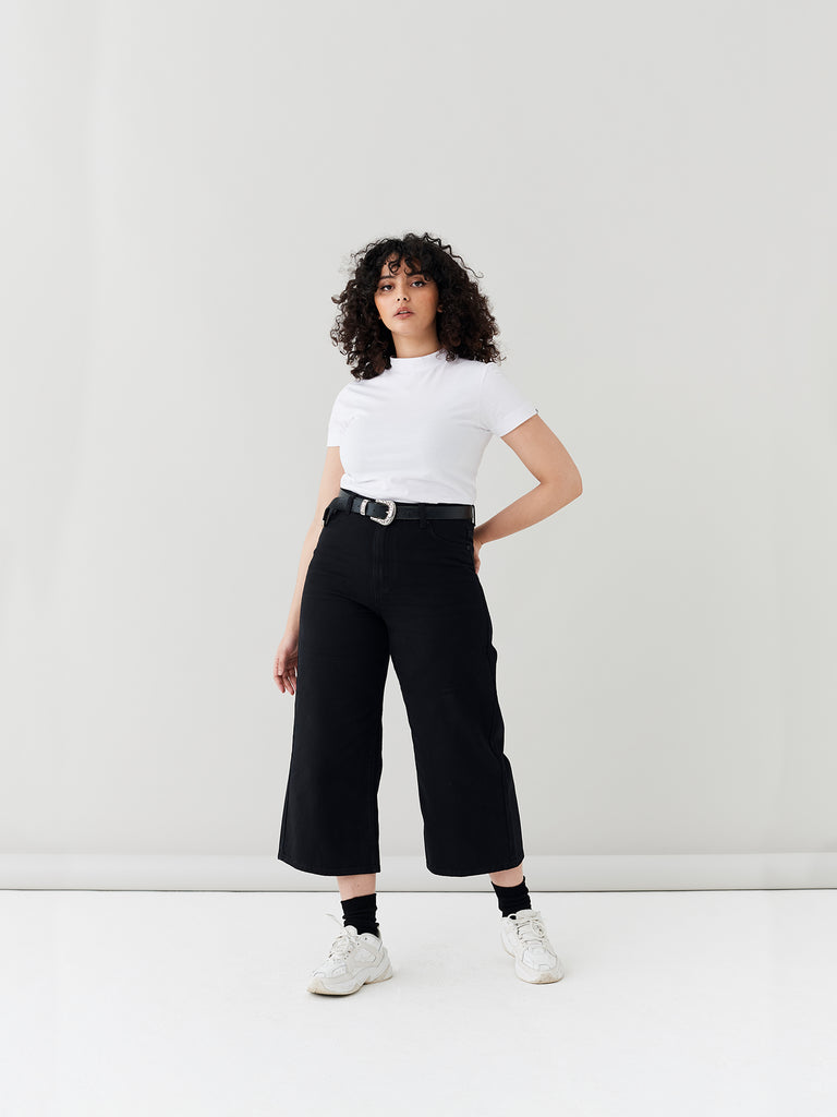 LO Fitted Tee - White – Lazy Oaf